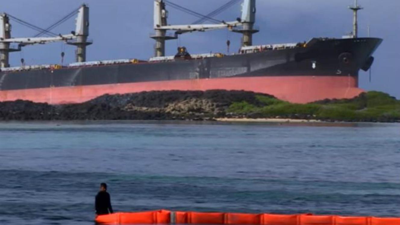 Grounded vessel towed to India | Freight News