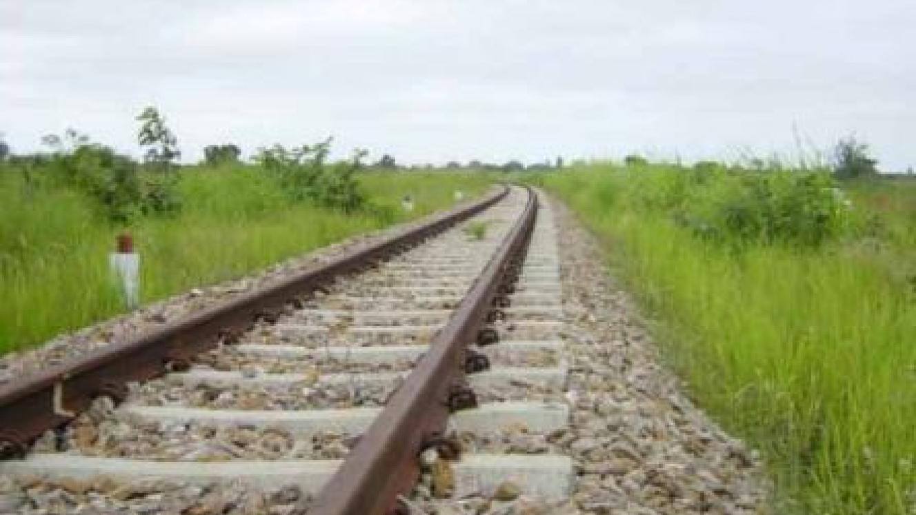 Train attack stops coal transport on Sena line | Freight News