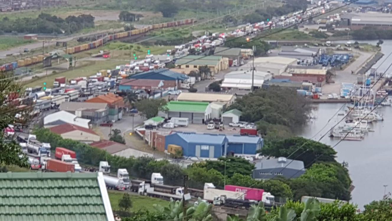 Durban port gridlocked after heavy winds | Freight News